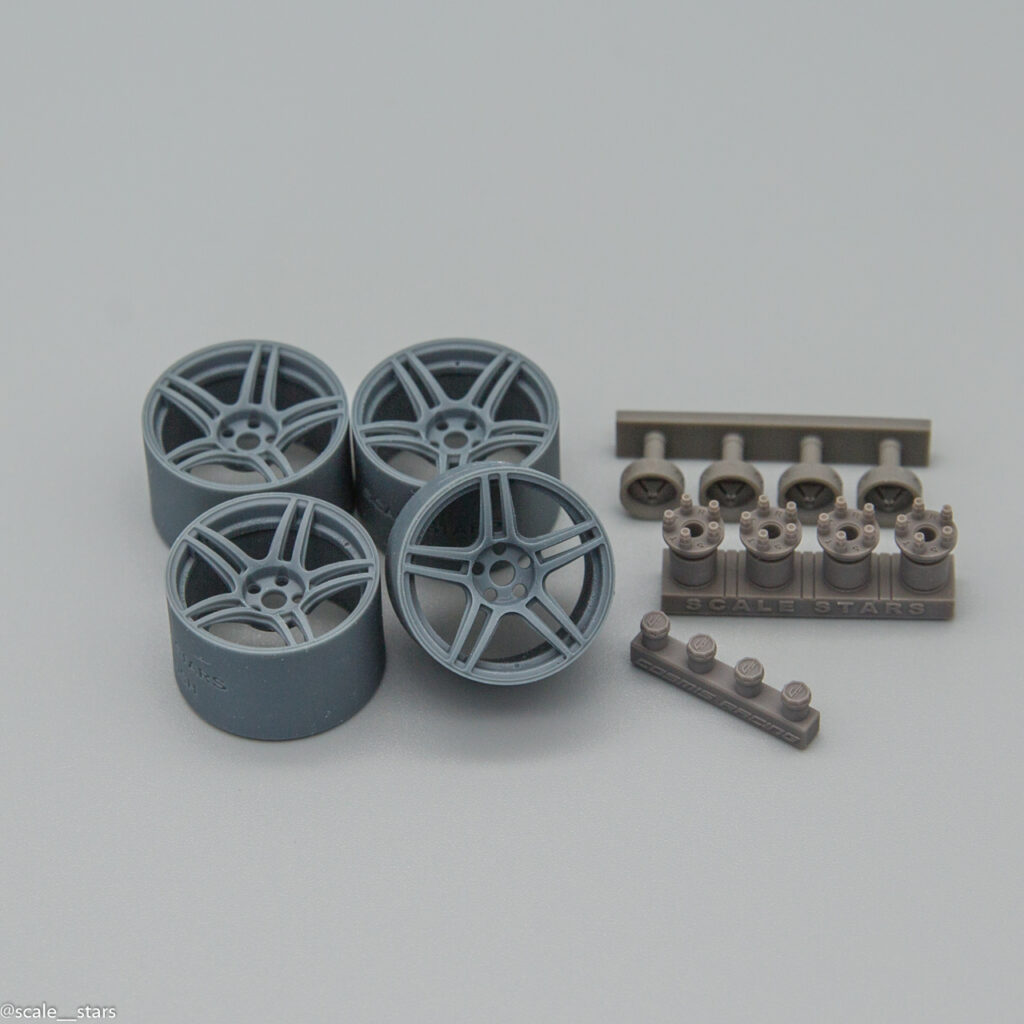 Cosmis Racing S5R 18 inch - Scale Stars