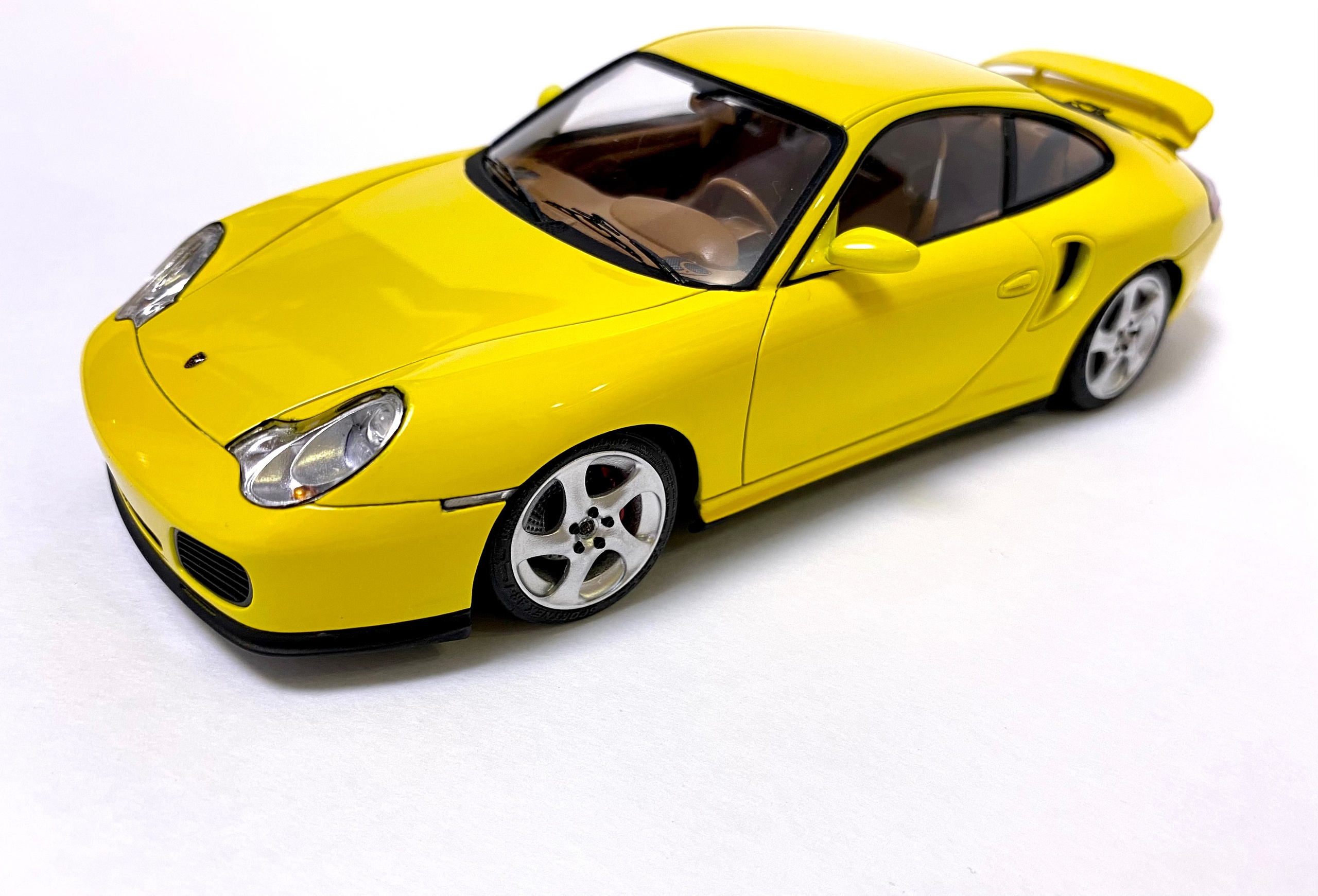 Porsche 911 Turbo S conversion kit - Scale Stars