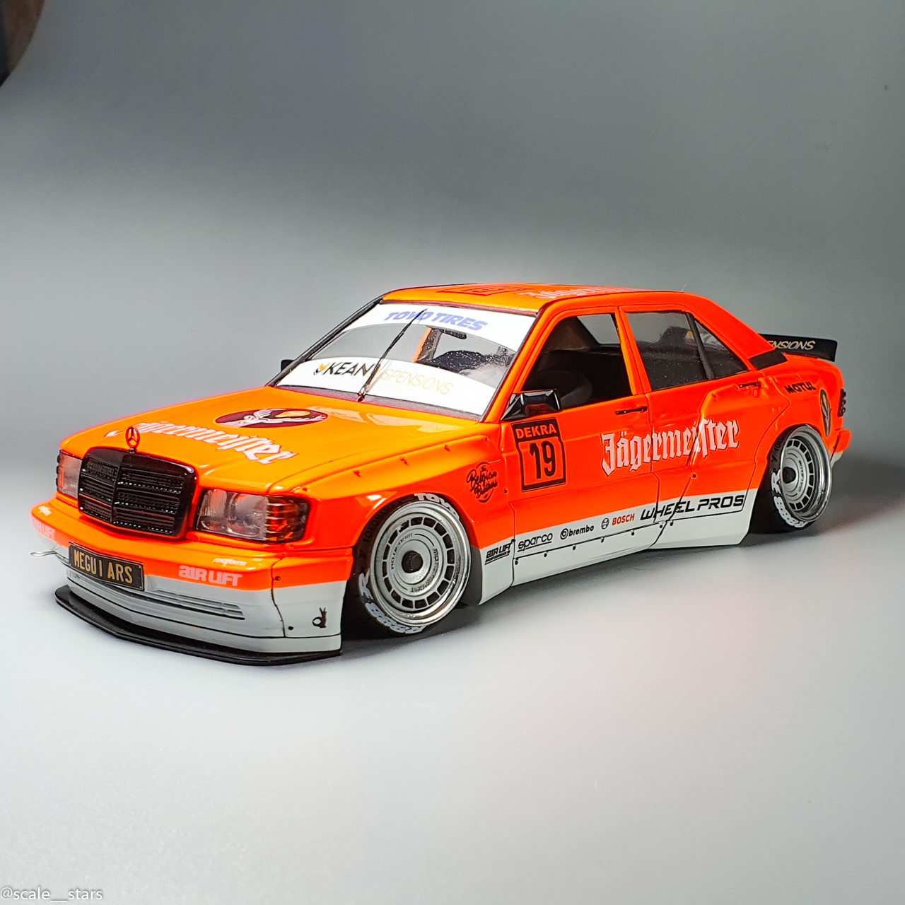 Mercedes Benz 190E W201 PANDEM body - Scale Stars